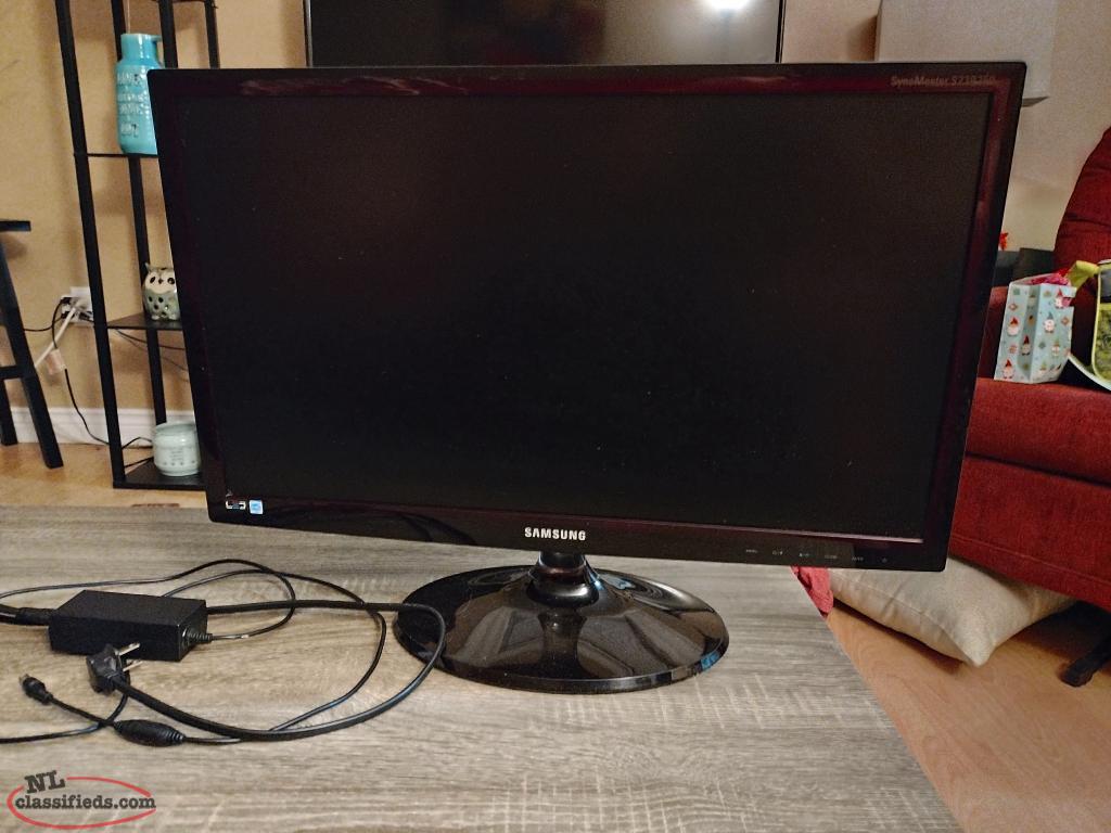 Samsung Series 3 LED Computer Monitor 23" - St. John's, Newfoundland ...