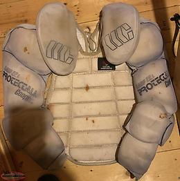 Warrior RF2 White Goalie Mask - St. John's, Newfoundland Labrador | NL ...