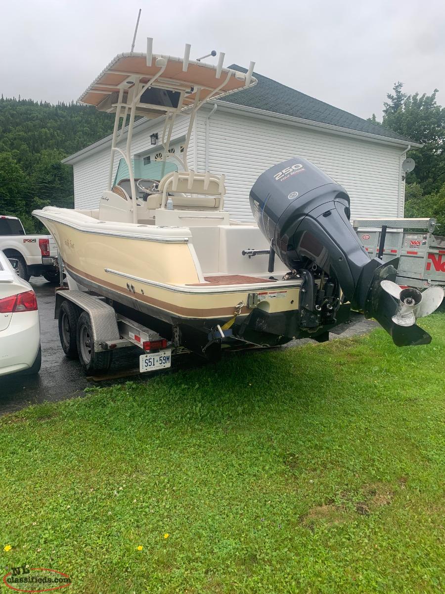 Chris Craft Catalina 23 center console - Humber Village, Newfoundland ...