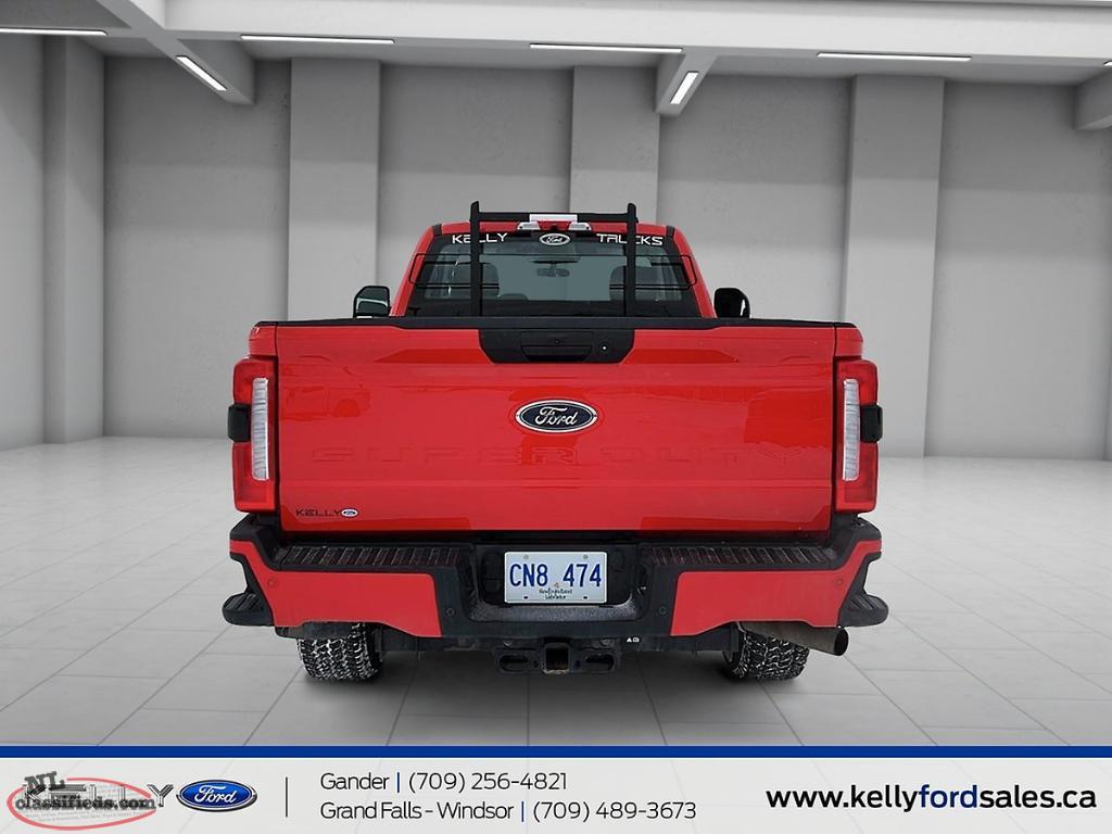 2025 Ford Super Duty F-250 SRW 4WD RegularCab STX 7.3L V8 8' box ...